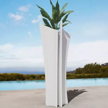 Vondom Outdoor Furniture | Designer Collection | Viva Lagoon