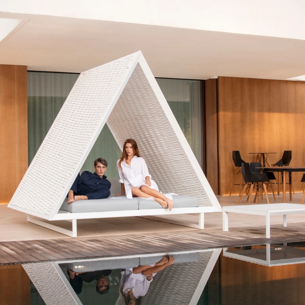 Vondom Vineyard Daybed with Woven Rope Roof