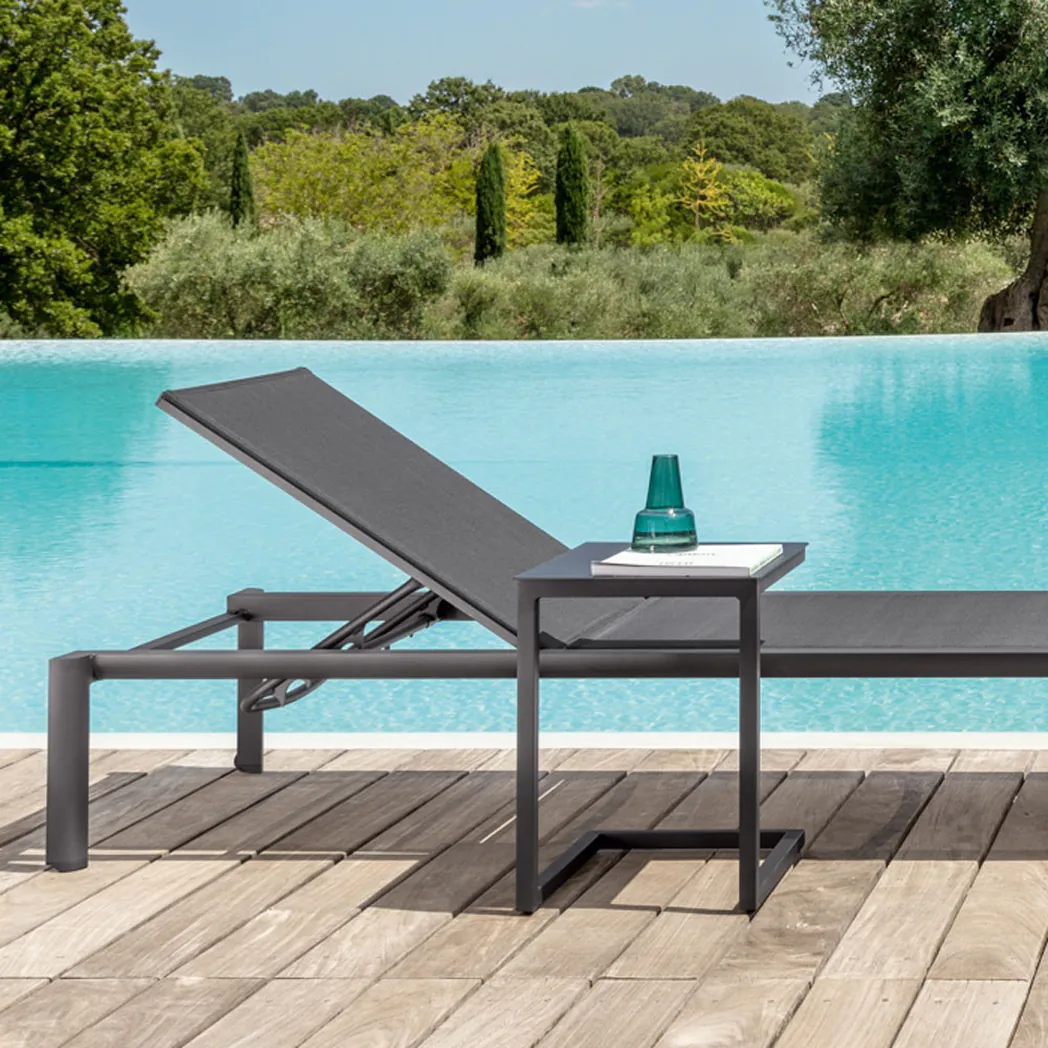 Talenti Nunu Sun Lounger - Aluminium - Side Table Optional